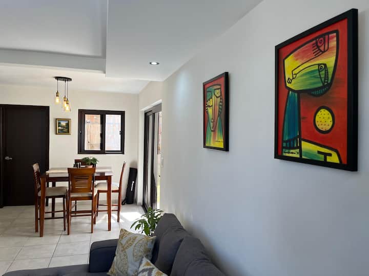 Condominio Completo
En Zona Exclusiva De Tgu - Tegucigalpa