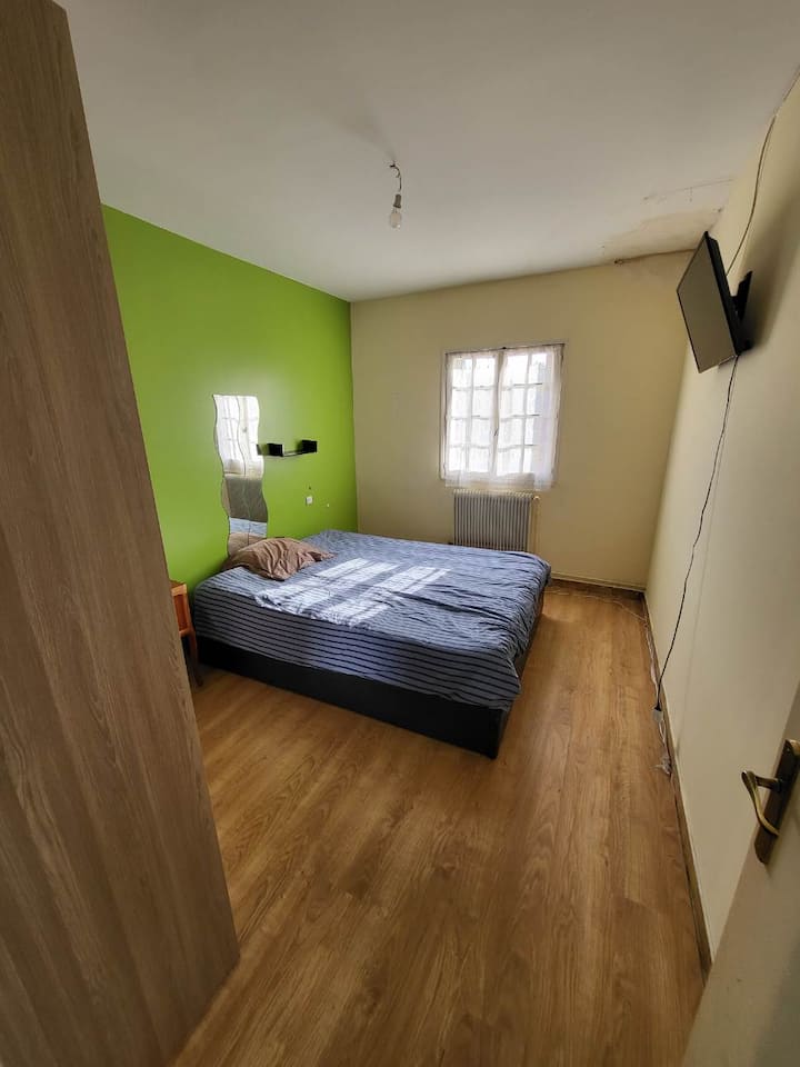 Chambre Dans Maison - Joué-lès-Tours