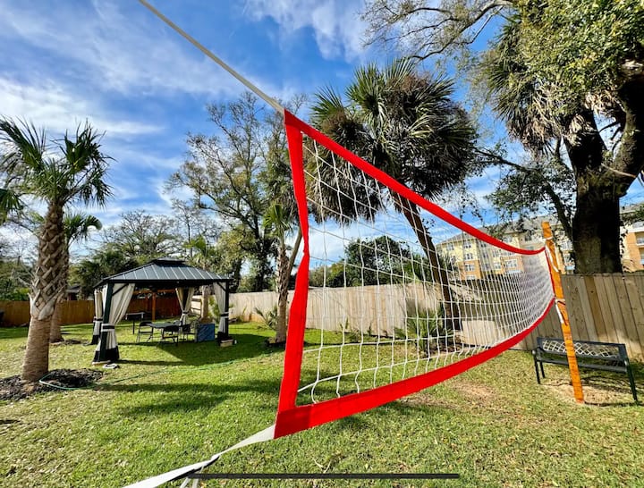 3 Bed 2 Bath Oasis Near Downtown & Beach 20% Off - Pensacola, FL