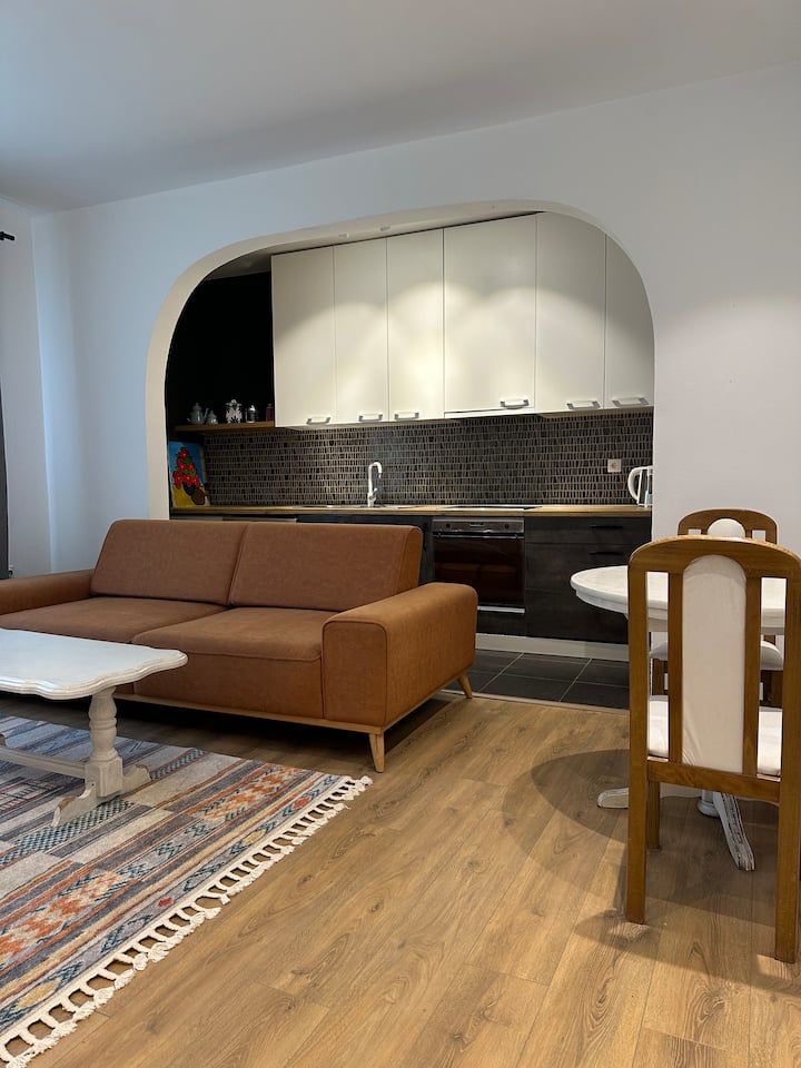 Botanica House B - Kosovo