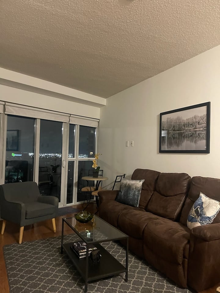 Cozy Condo Getaway At Sq1 In Downtown Mississauga - Mississauga