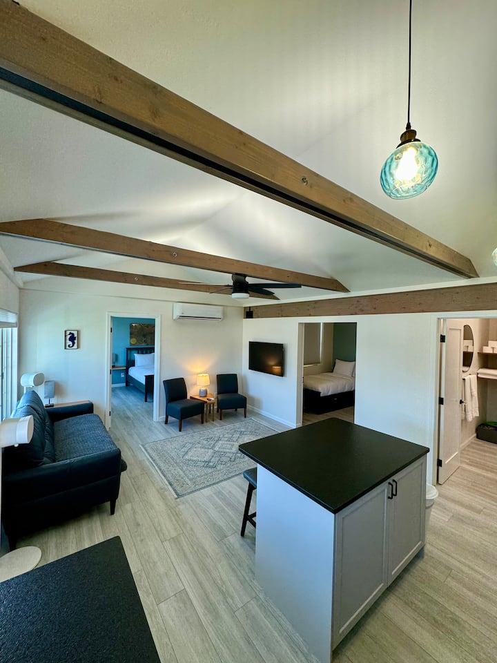 Emily’s Gem - Kearny Mesa - San Diego