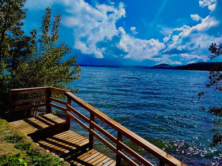 Cabaña De 2 Pisos A Orilla Del Lago En Panguipulli - Los Ríos