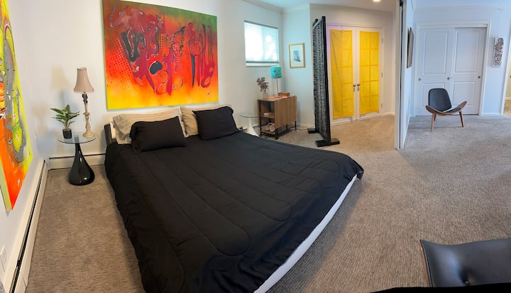 Guest En-suite, Clothing Optional, 420 Friendly - Denver, CO