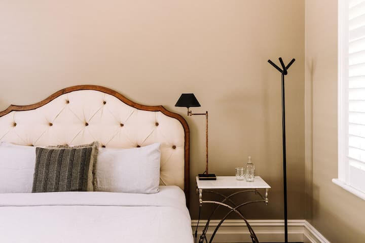 The Brewer's House- King Suite 2 - Beechworth