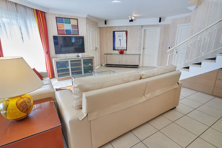 Casa Em Jurerê Internacional Com Chef De Cozinha - Florianópolis