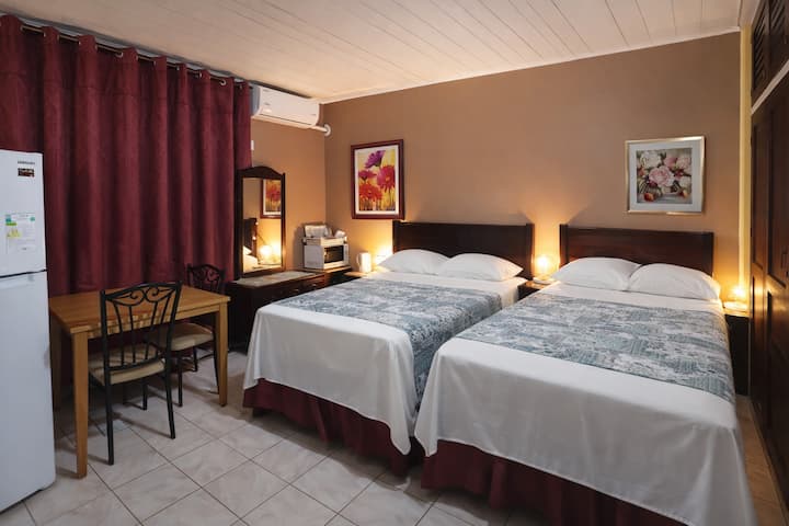 Santa Cruz, Freedom Room, Jtb Licensed Guesthouse - Santa Cruz