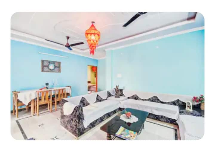 Complete 2 Bhk With Kitchen (Induction Cooker) - デリー