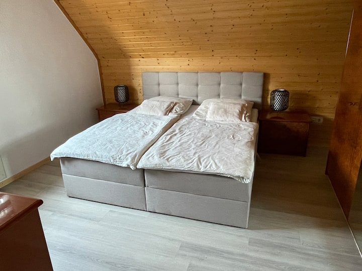 Geräumiges Apartment 53qm, 2 Schlz. Boxspringbett - Waghäusel