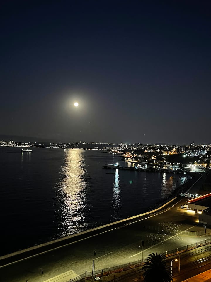 Espectacular Vista Al Mar - Valparaíso