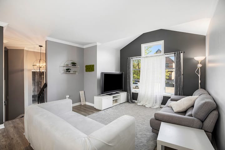 Spacious Room 4 Mins From Ottawa-gatineau Airport - Gatineau