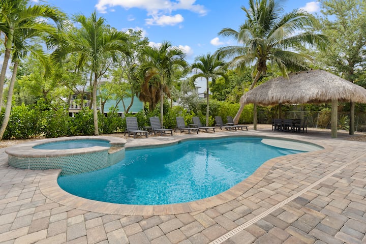 Grande Palermo  Come Stay And Experience Coastal Living At Its Best! - Fort Myers Beach, FL