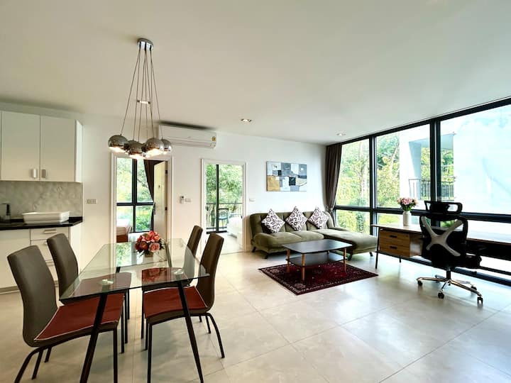Spacious 90sqm 2br|wfh Setup|shops At Door [A23] - Phuket