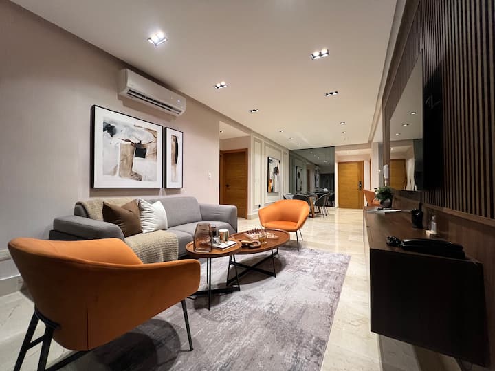 Luxurious Modern Apartment Piantini Near Blue Mall - Santo Domingo