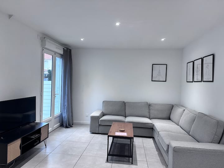 Maison à Deux Pas Du Centre - Chaumont-sur-Tharonne