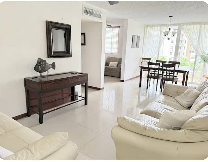 Costa Linda, Jacó A Pasos Del Mar. - Costa Rica