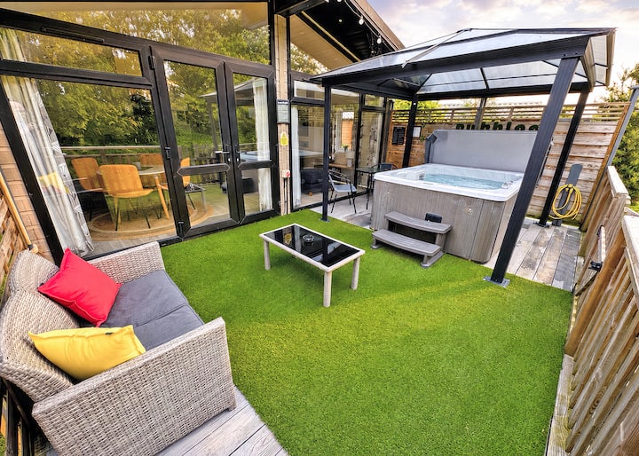 Sunset Spa - Yorkshire
