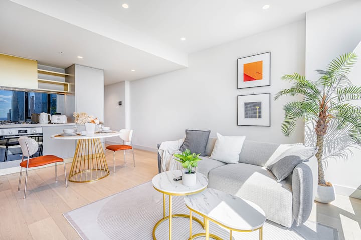 Elegant 1b Apt Central Melbourne W Unreal View #2 - Flinders Street Railway Station - Melbourne