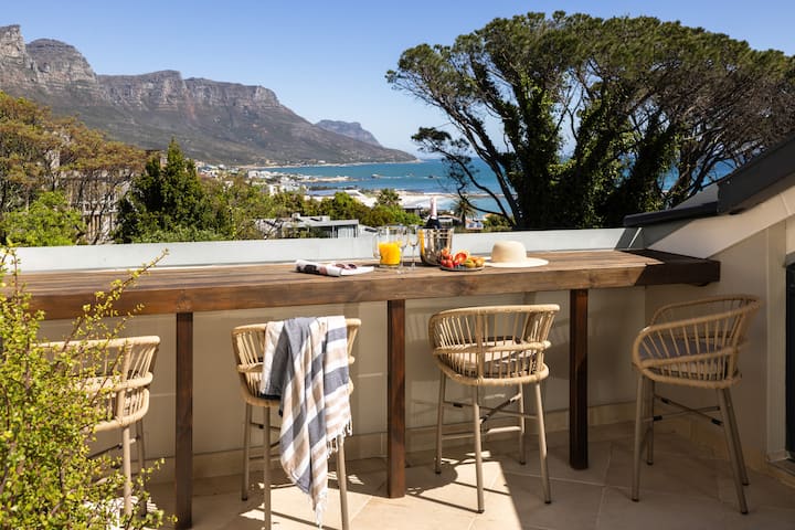 A22 The Glen Condo - Sea. Sky. Camps Bay. - Kapstadt