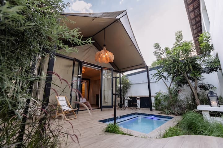 Unique Glamping Suite W/ Private Pool & Fire Pit - Johannesburg