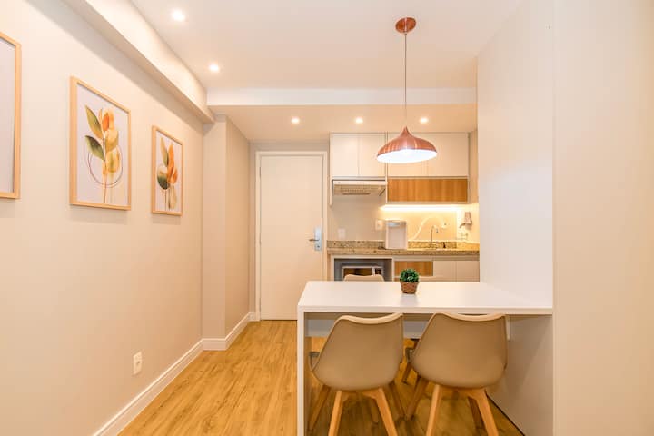 Flat Amplo, Moderno E Completo - Perto De Tudo - Brasilia