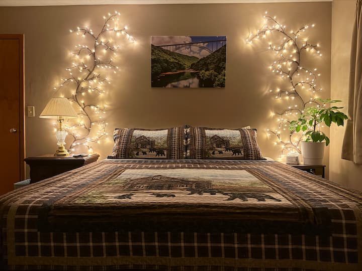 Cozy Mountain Retreat W/hot Tub Ultimatewv Getaway - Beckley, WV
