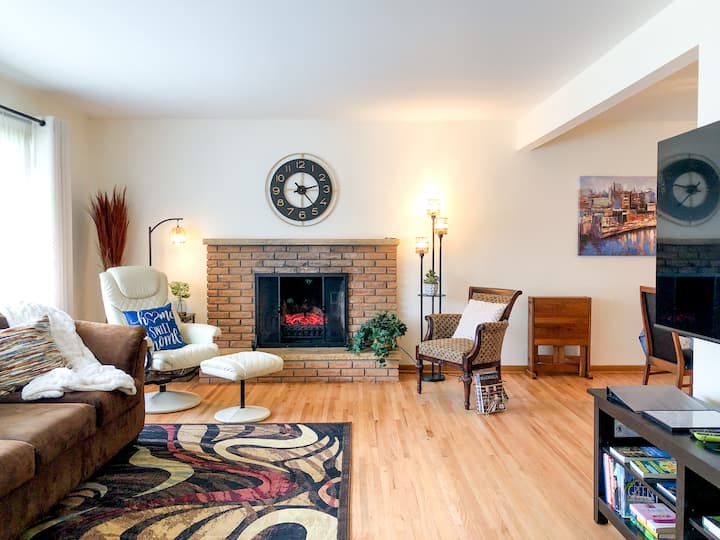 Restful Richfield Home - Edina, MN