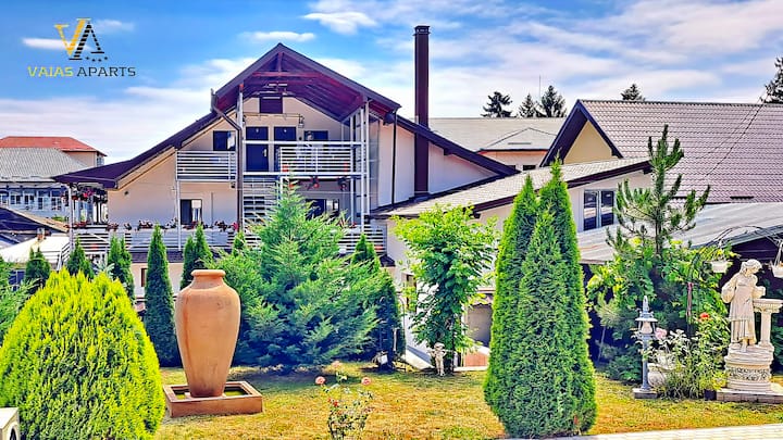 Apartament Cu Două Dormitoare - Târgu Neamț