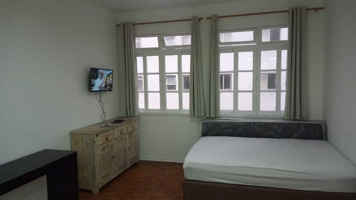 Kitnet Praia Das Pitangueiras - Guarujá