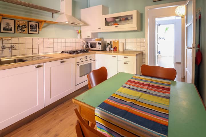 Cosy Apartment Downtown With Terrace - Bologne