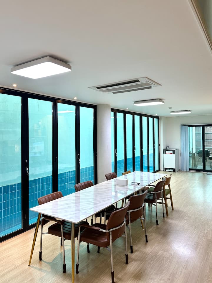 프라이빗 한 대형 수영장이 있는 대형 독채 스테이
(수영장 여름시즌 운영) - Pyeongtaek-si