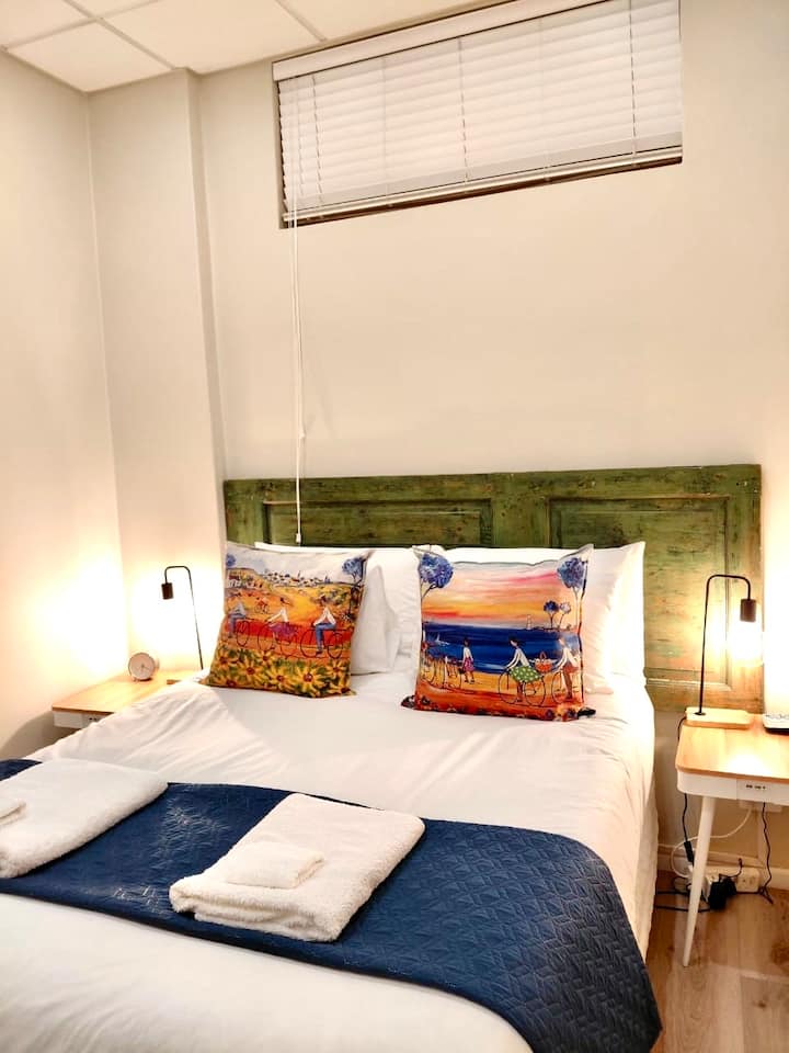 The Lazy Expat - Paarl