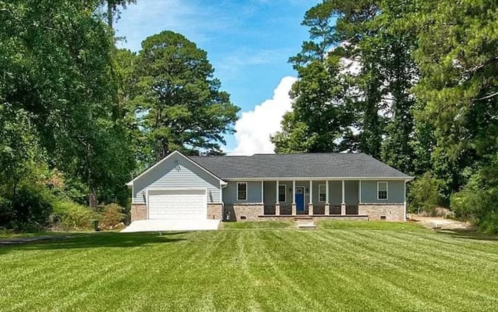 Atlanta Royal Blue Retreat •  Near Atl & Airport - Hartsfield-Jackson Atlanta Airport (ATL)