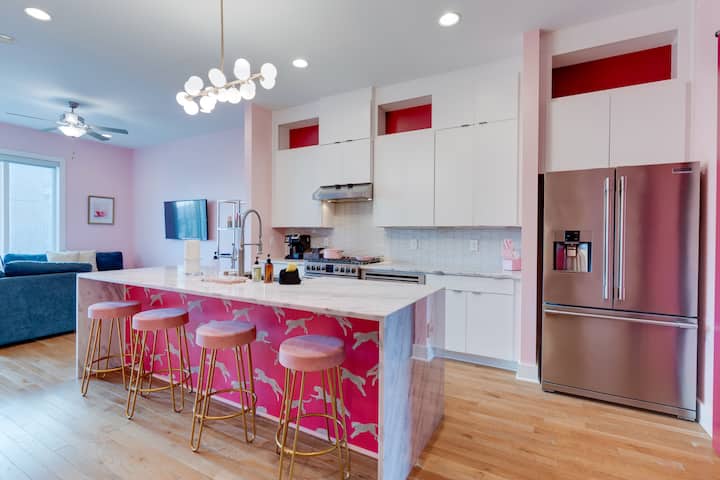 Sleep 22*townhome Duo! Game Room/rooftops! - Nashville, TN