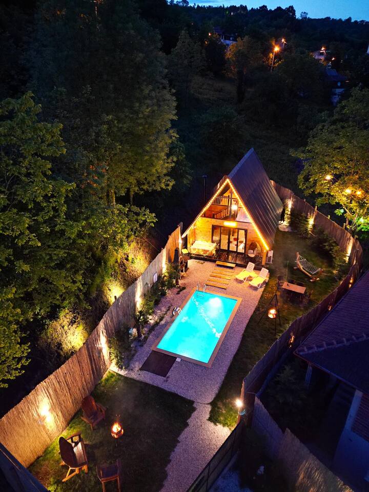 Sapanca Dejavu Bungalov Isıtmalı Havuz Jakuzi 2+1 - Karasu