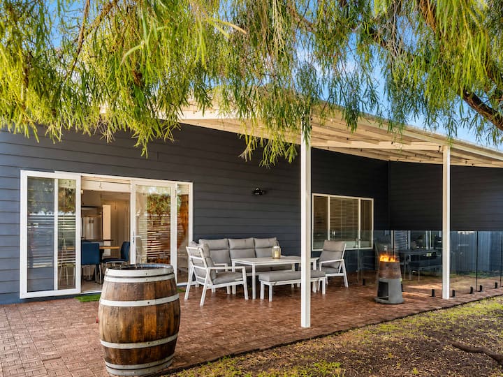 Pepper Cottage  Cosy Central Stay - Yallingup