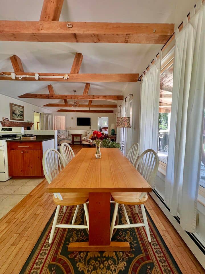 Superb 2 Bed Ez Walk To Downtown - Boothbay Harbor, ME