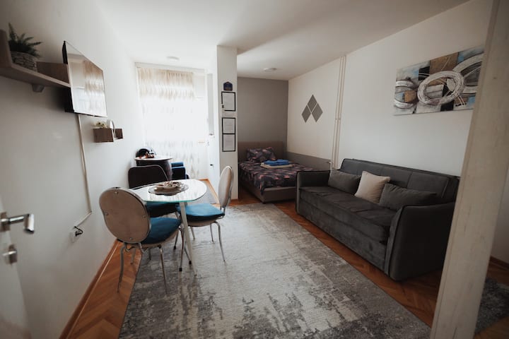 Lux Apartman Jugi Free Public Parking - Novi Pazar