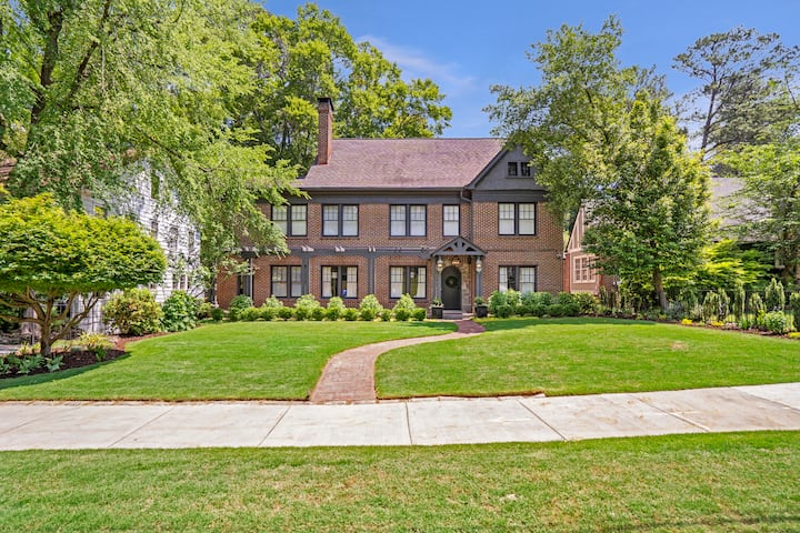Modern Emory Suite - Buckhead