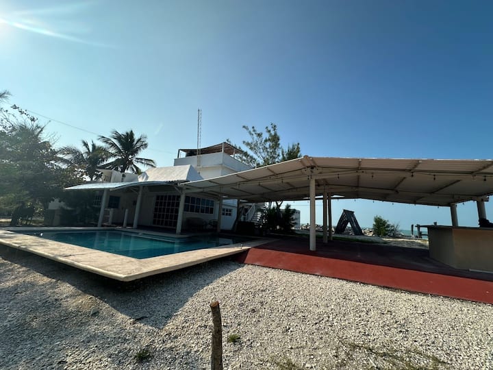 Casa Frente Al Mar En Km 21 - Ciudad del Carmen
