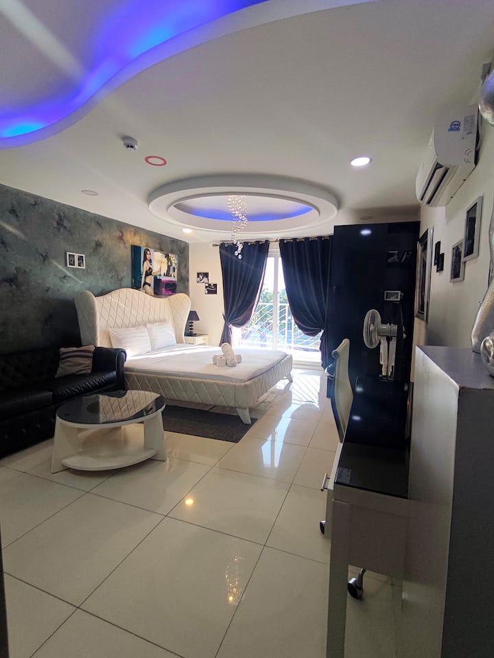 Luxury Condo Electricity Is Not Included - Angeles