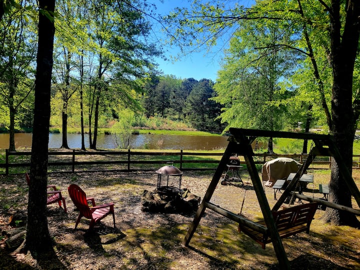 Bismarck Bungalow - Bismarck, AR