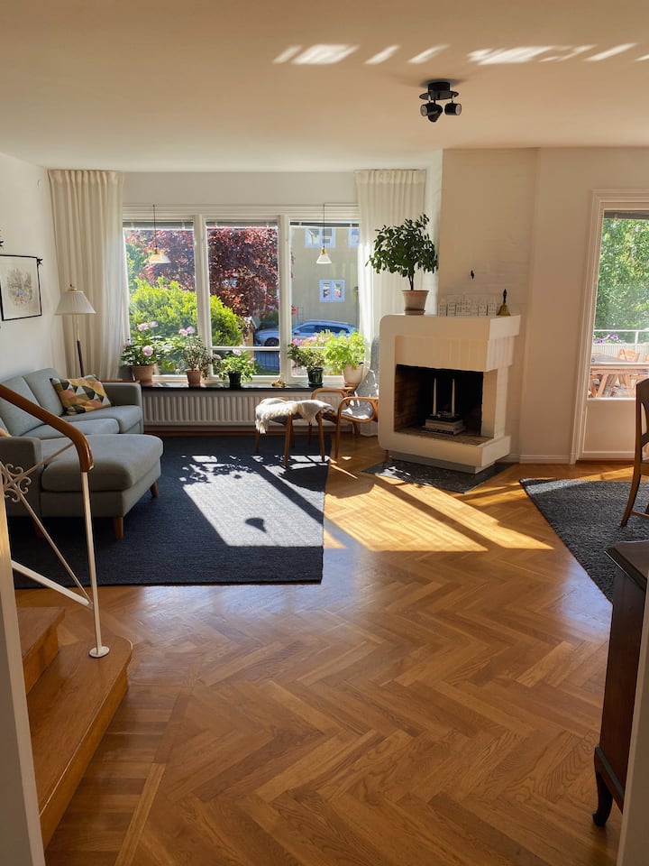 Rymligt Radhus Med Trädgård - Gothenburg