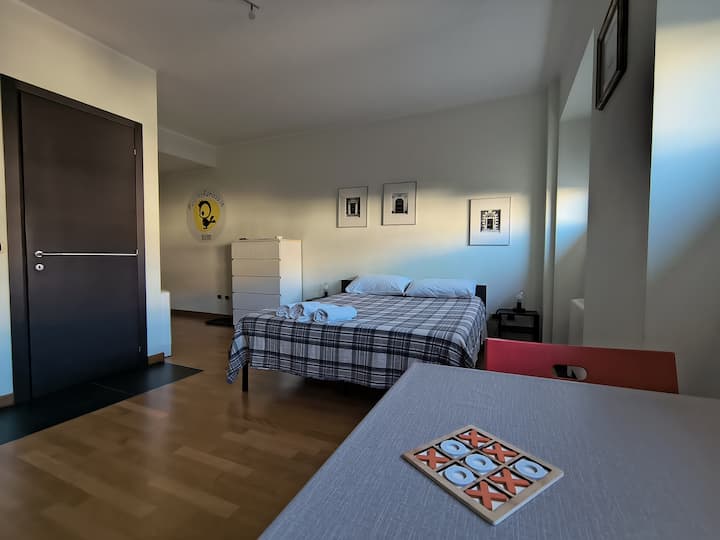 A Due Passi Da Acquario E Porto Antico - Liguria