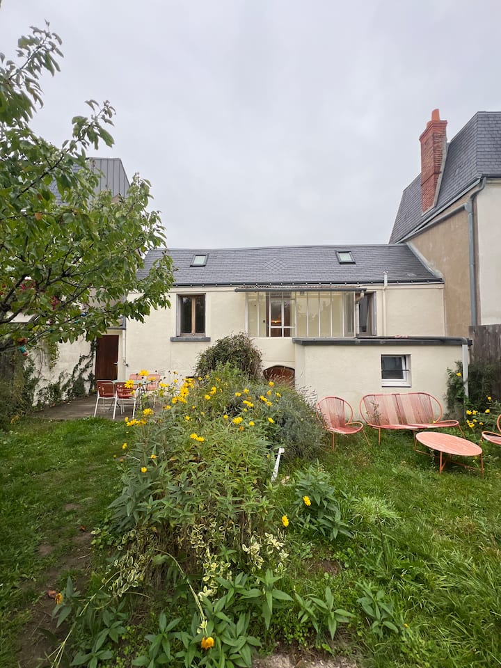 Escapade à Tours- Au Calme- Famille- Pet Friendly - Tours