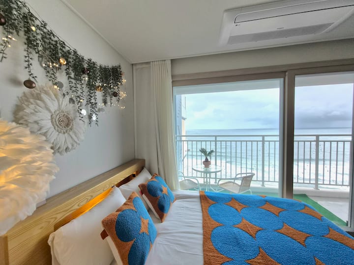 양양E7. 12정면오션뷰/고층 침대일출/풀옵션/셀프체크인/넷플계정제공/Ott/조용한힐링숙소 - South Korea