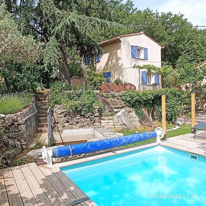 Cabanon De Suzon Au Mont Ventoux - Crillon-le-Brave