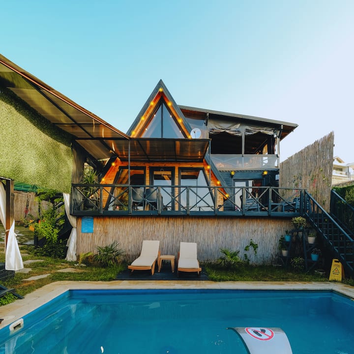 Sıcak Havuzlu, Jakuzili Ve Göl Manzaralı Bungalow - Sapanca