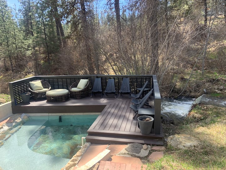 Agua Caliente Private Hot Spring Cabin Golf Course - Garden Valley, ID