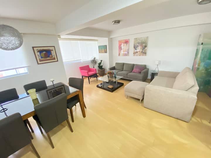 Amplio Y Céntrico Departamento. - Lima